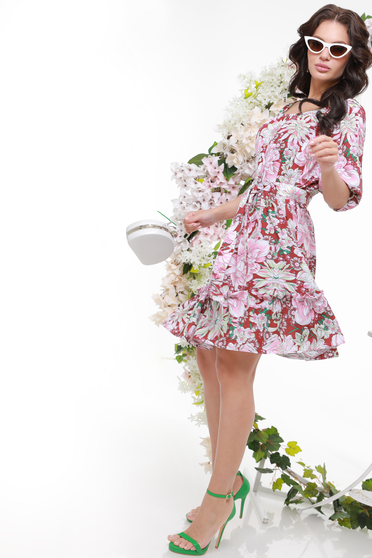 Платье с крупным цветочным принтом - купить оптом по выгодной цене | Интернет-магазин «DS Trend»