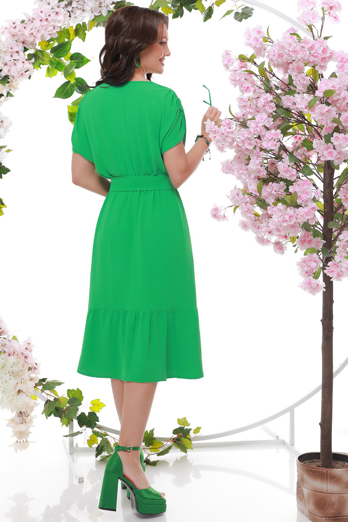 Платье зеленое с запахом - купить оптом по выгодной цене | Интернет-магазин «DS Trend»